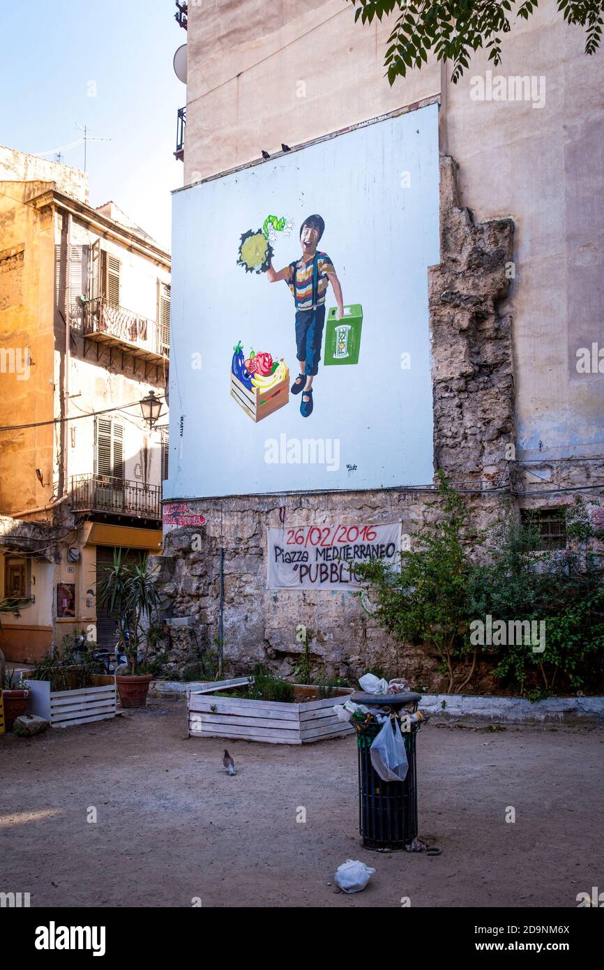 Graffiti, street art, Palermo, Sicily, Italy Stock Photo - Alamy