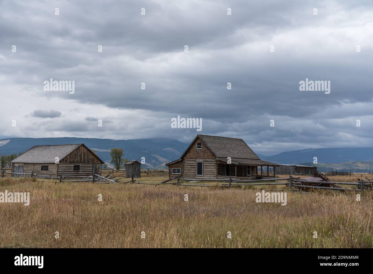 Old log buildings on the Andy Chambers homestead on Mormon Row in Grand ...