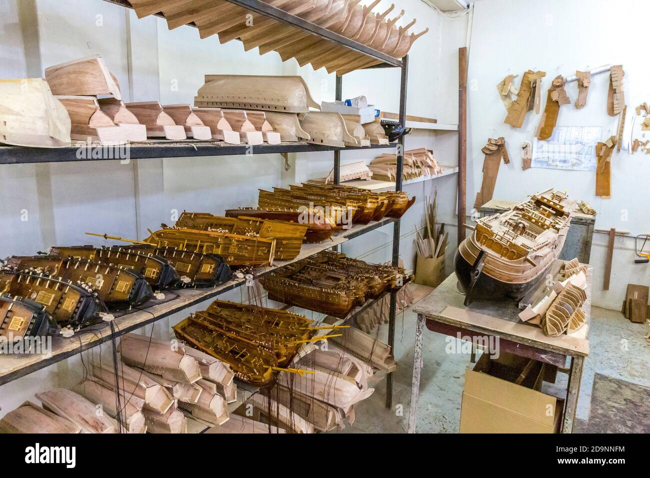 Manufacture of ship models hi-res stock photography and images - Alamy