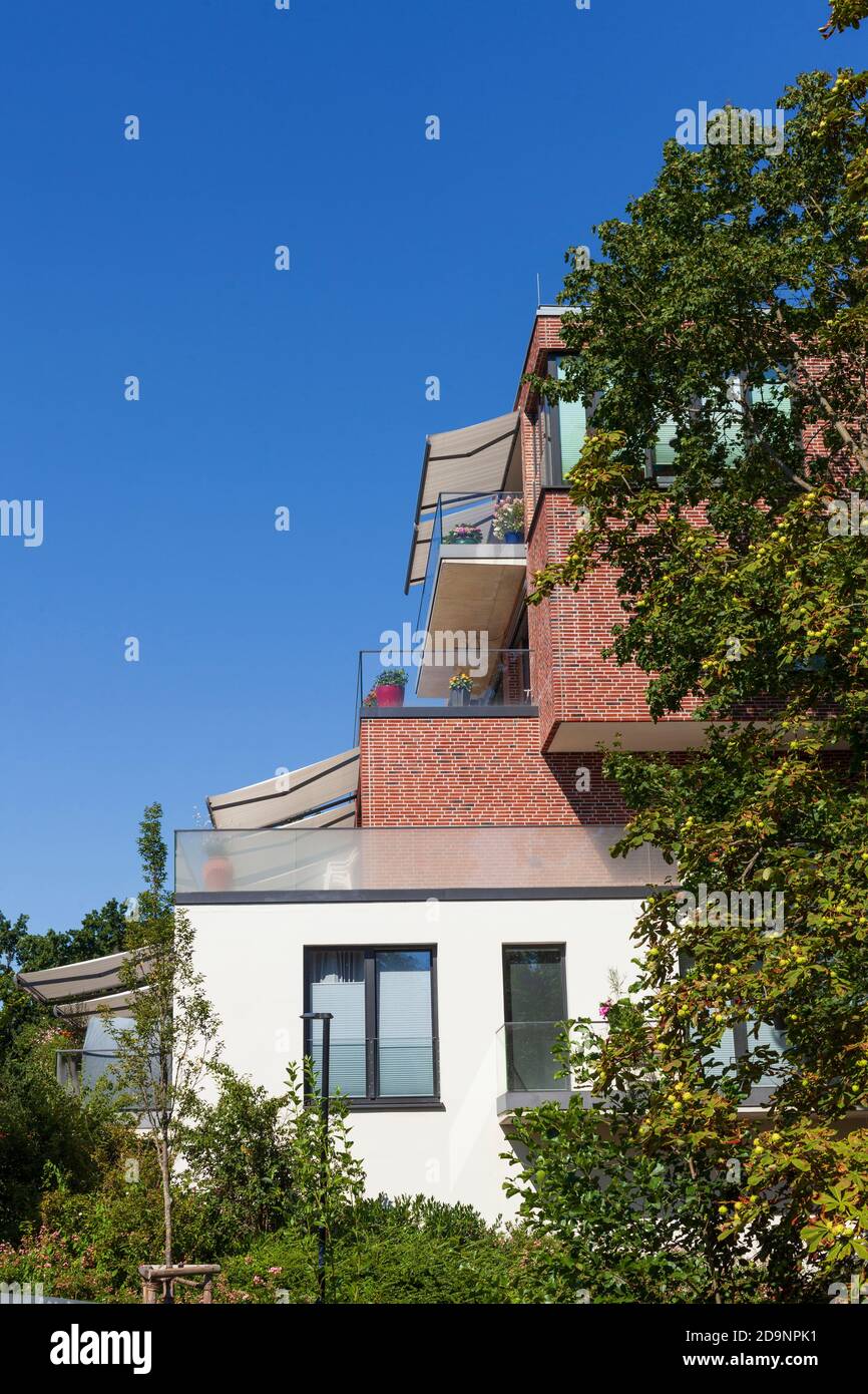Multiple purpose building hi-res stock photography and images - Alamy