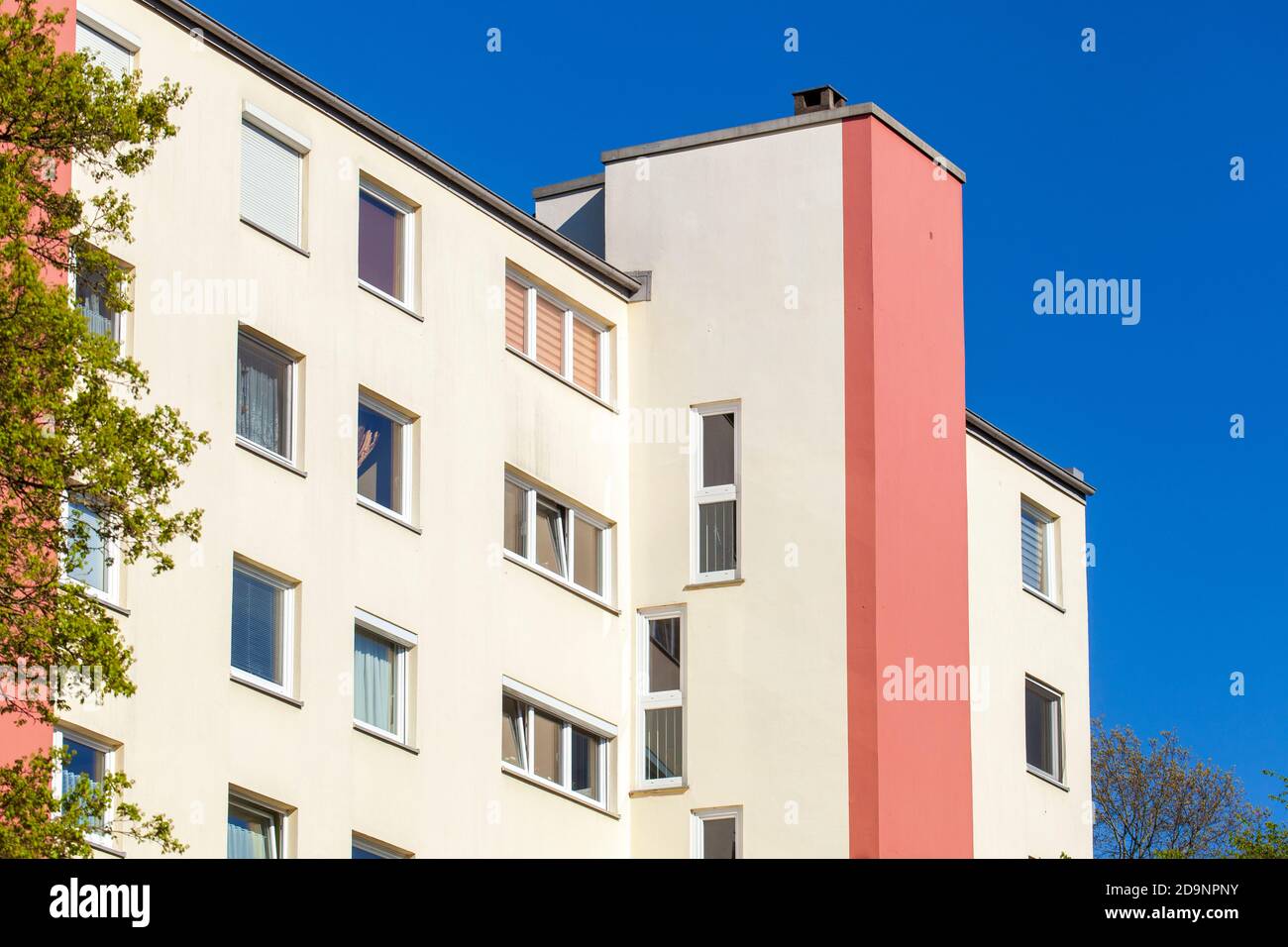 Monotonous residential buildings in spring, Bremen-Vahr, Bremen ...