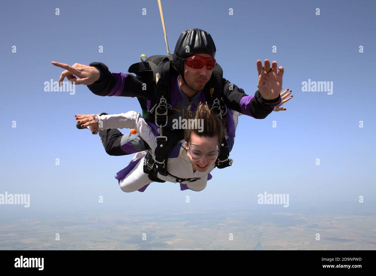 Skydive tandem jump extreme sports Stock Photo - Alamy