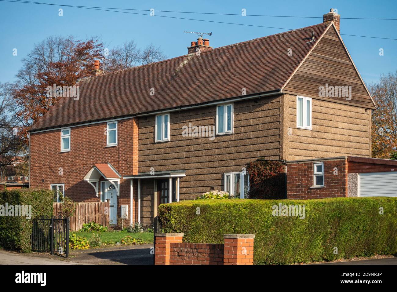 Upgraded non traditional house hi-res stock photography and images - Alamy