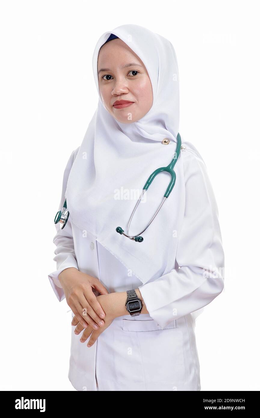 Muslim nurse hi-res stock photography and images - Alamy