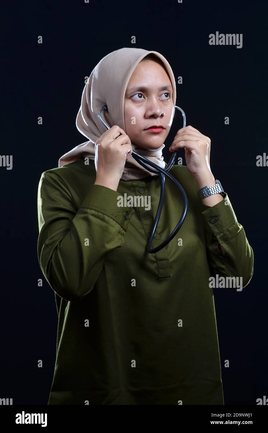 Indonesian nurse hi-res stock photography and images - Alamy