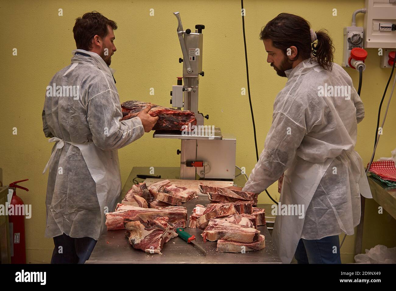 Deli meat supermarket hi-res stock photography and images - Alamy