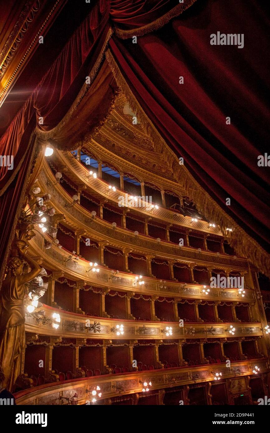 Auditorium in the teatro massimo in paler mo hi-res stock photography ...