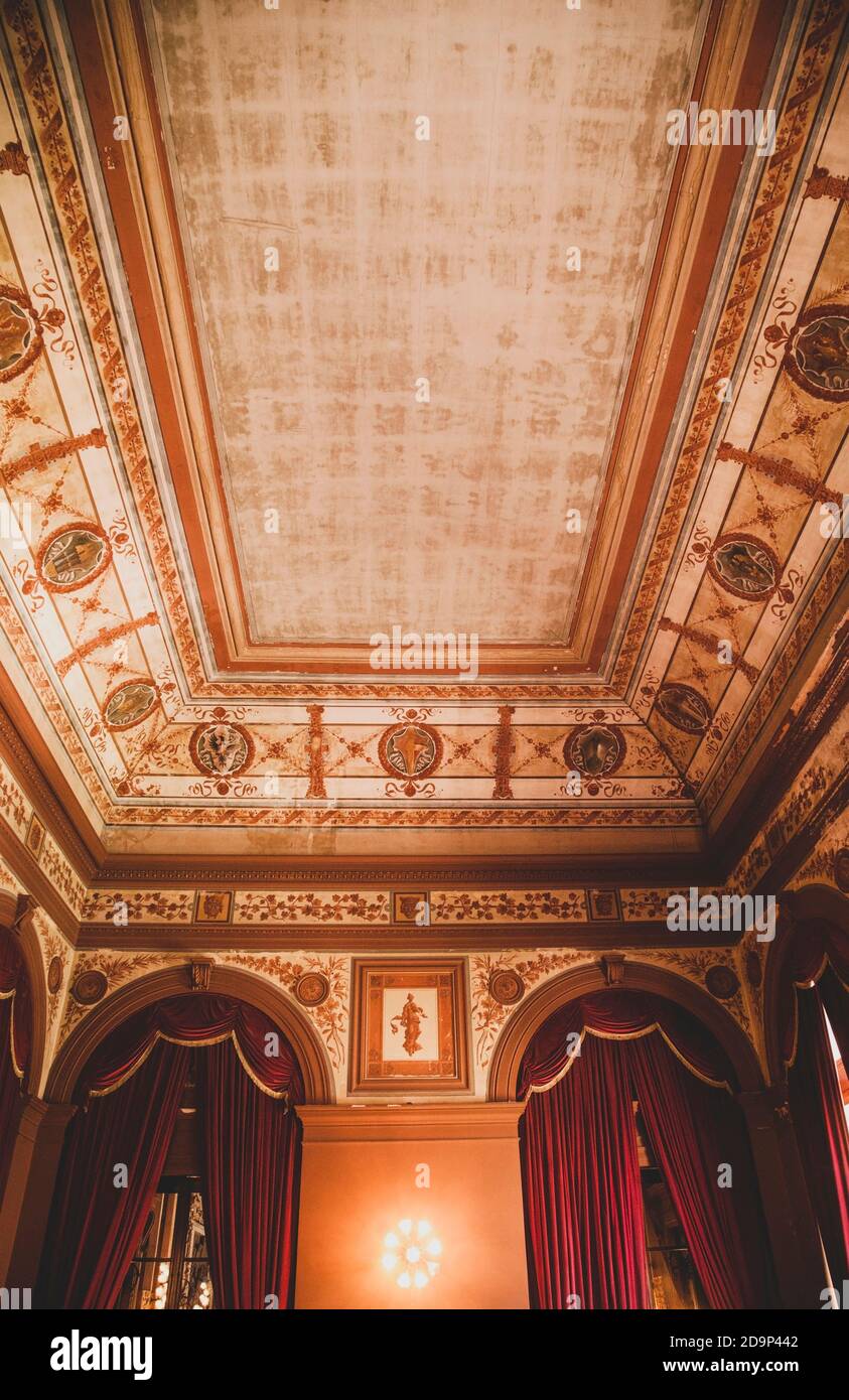 Empty cinema foyer hi-res stock photography and images - Alamy