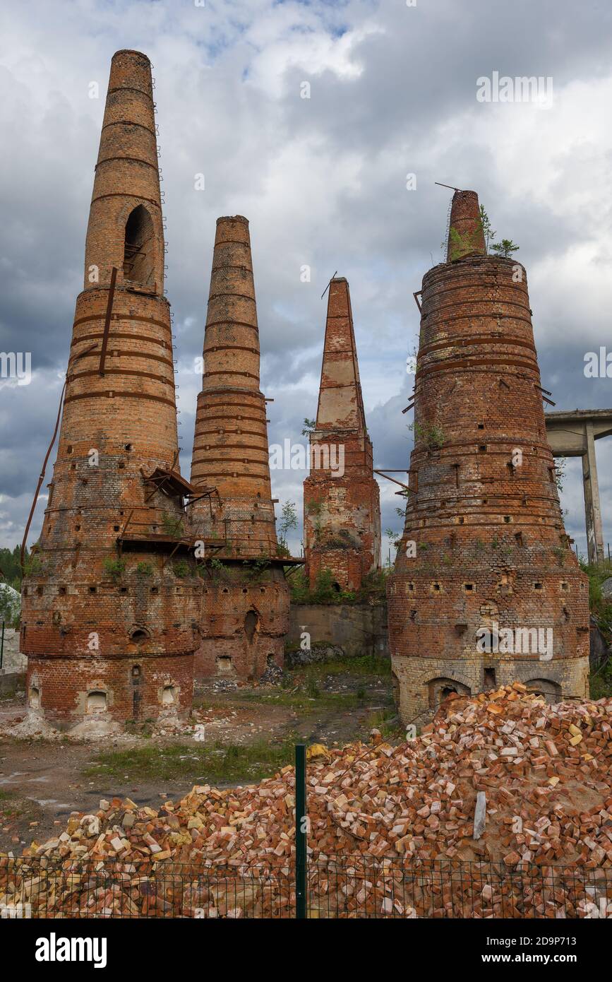 Old lime kilns hi-res stock photography and images - Alamy