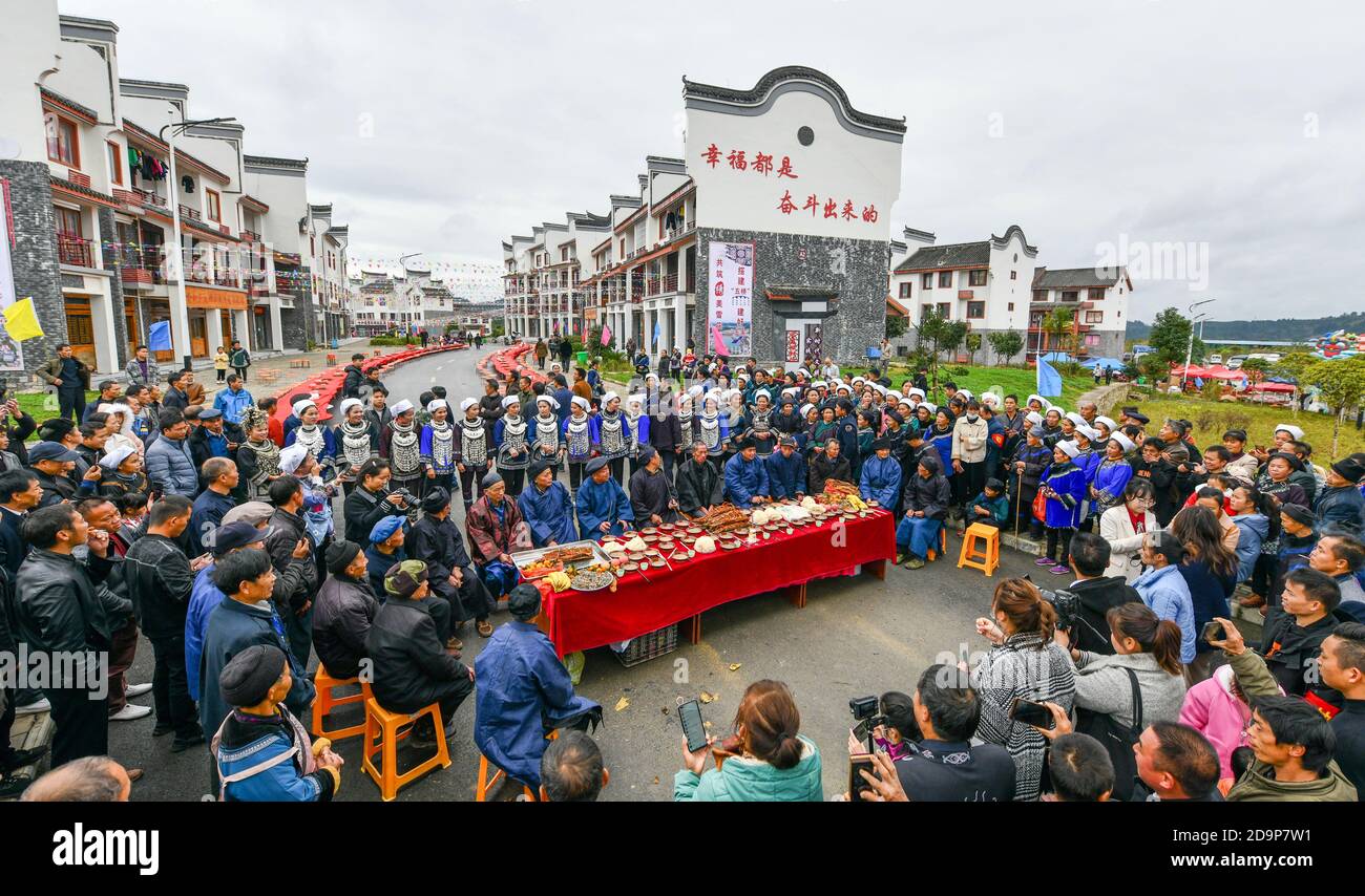 Sandu. 6th Nov, 2020. Photo taken on Nov. 6, 2020 shows people of the ...