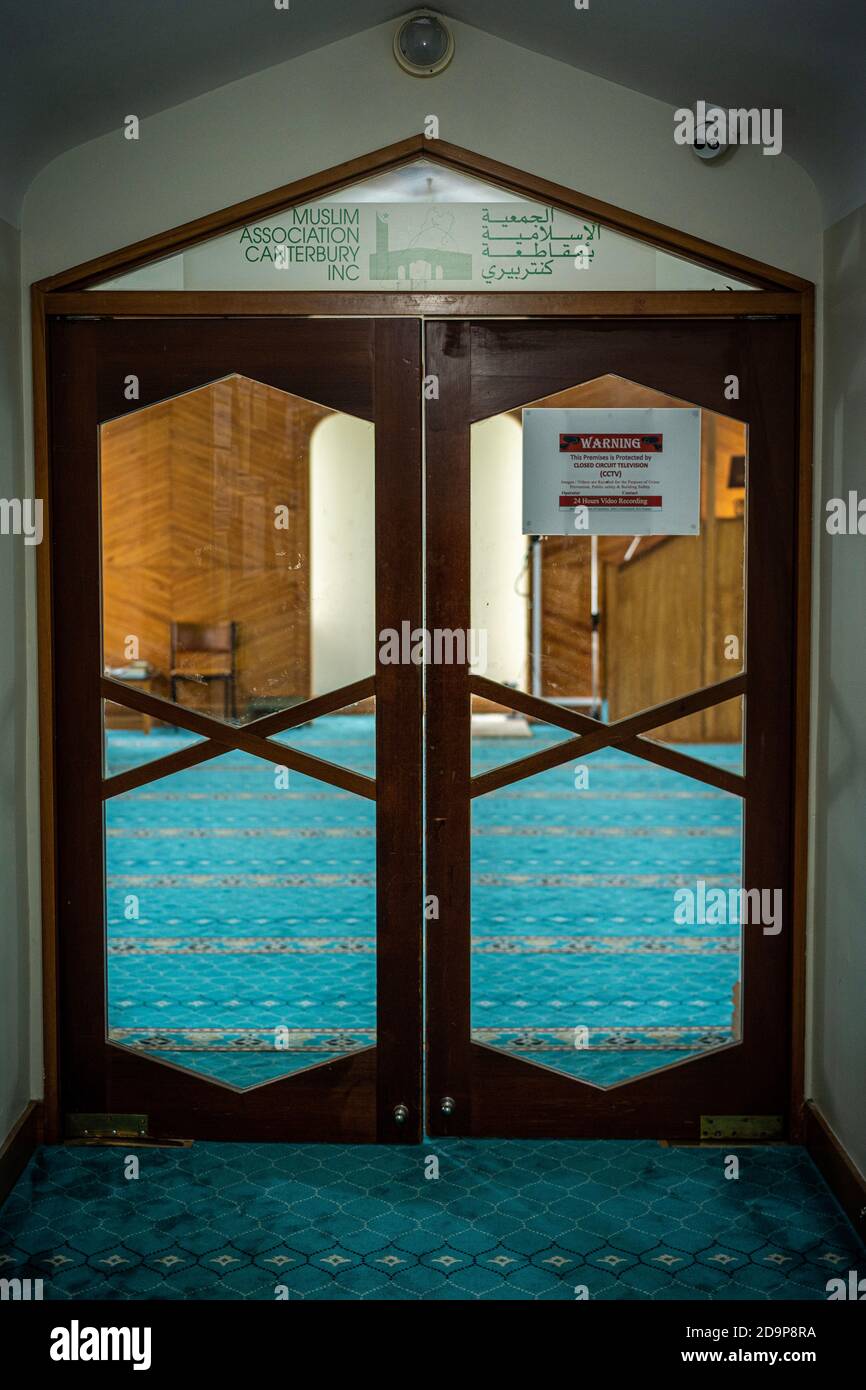 Linwood islamic centre hi-res stock photography and images - Alamy