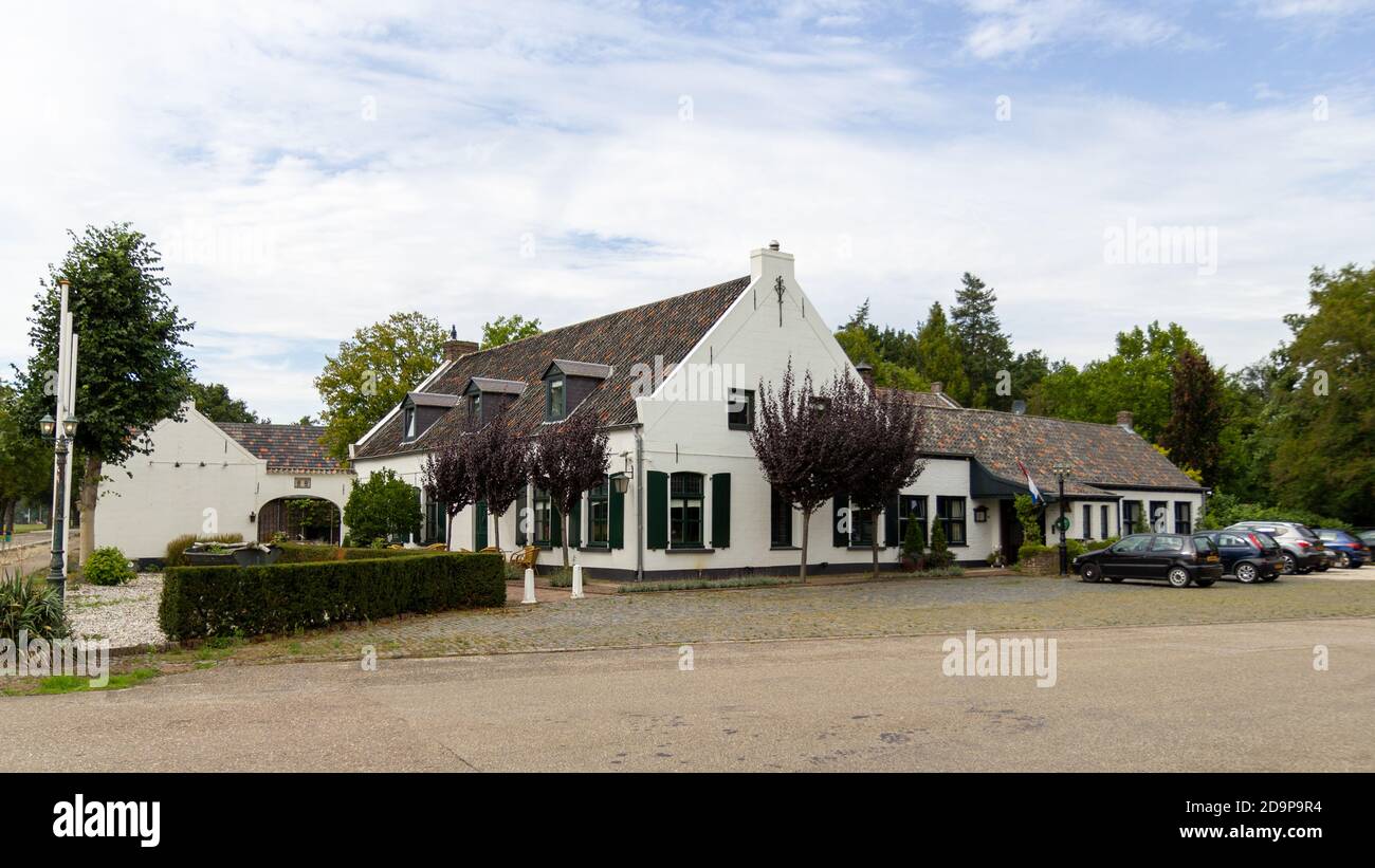 Well farm hi-res stock photography and images - Alamy