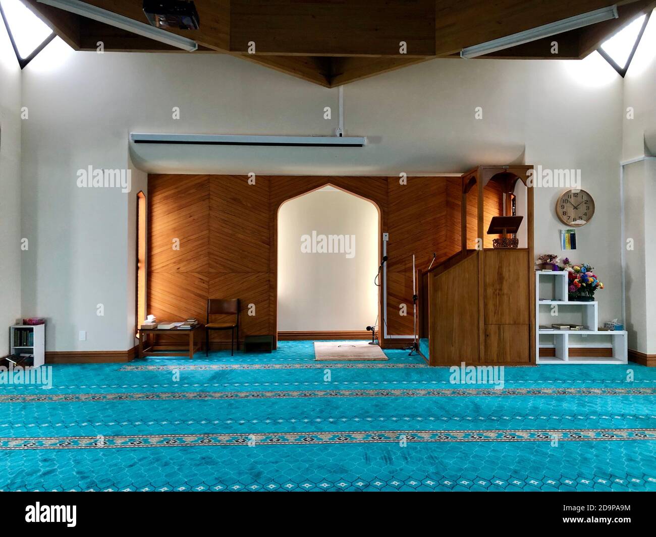 Linwood islamic centre hi-res stock photography and images - Alamy