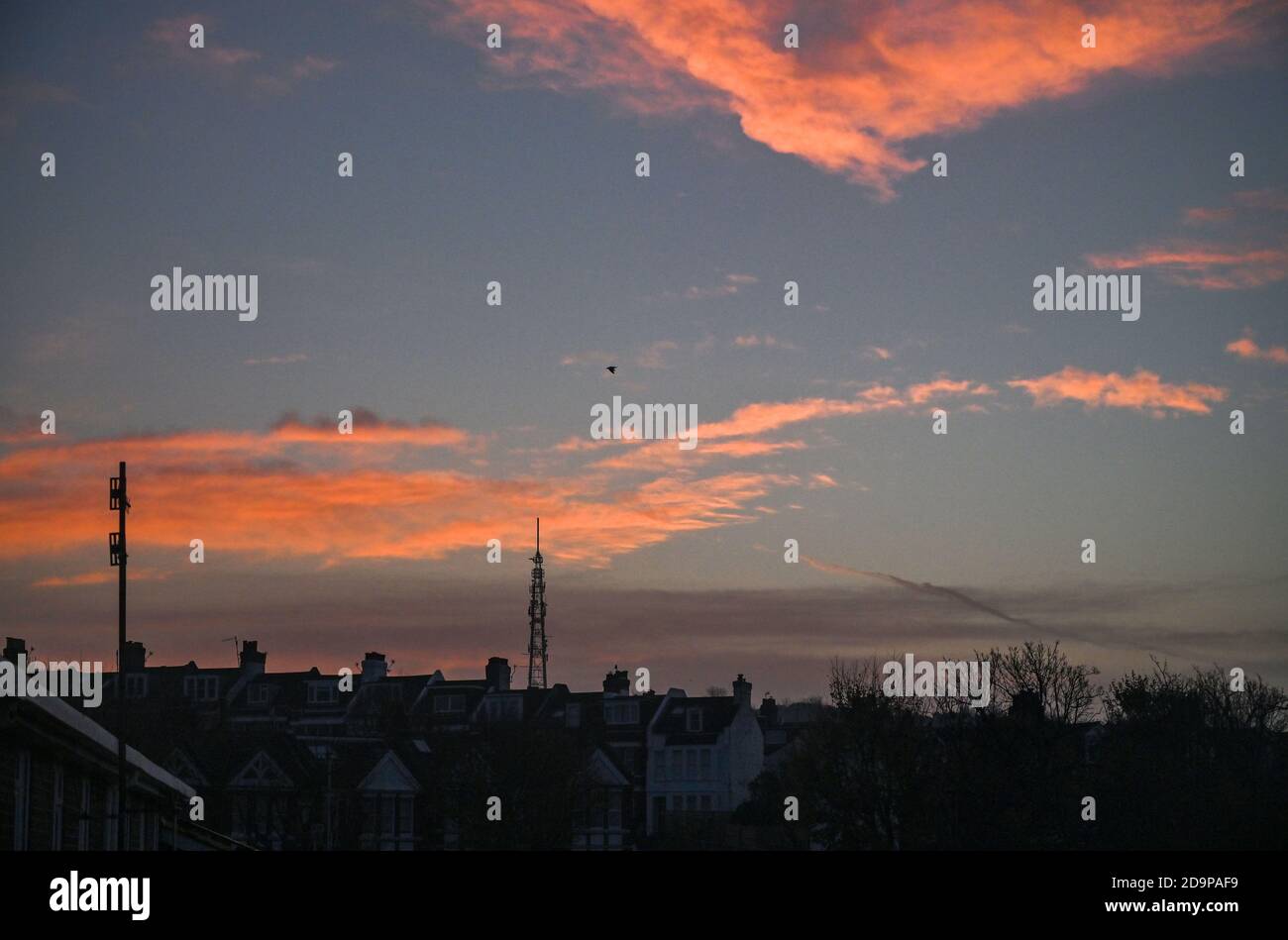 Telecommunications signals hi-res stock photography and images - Alamy