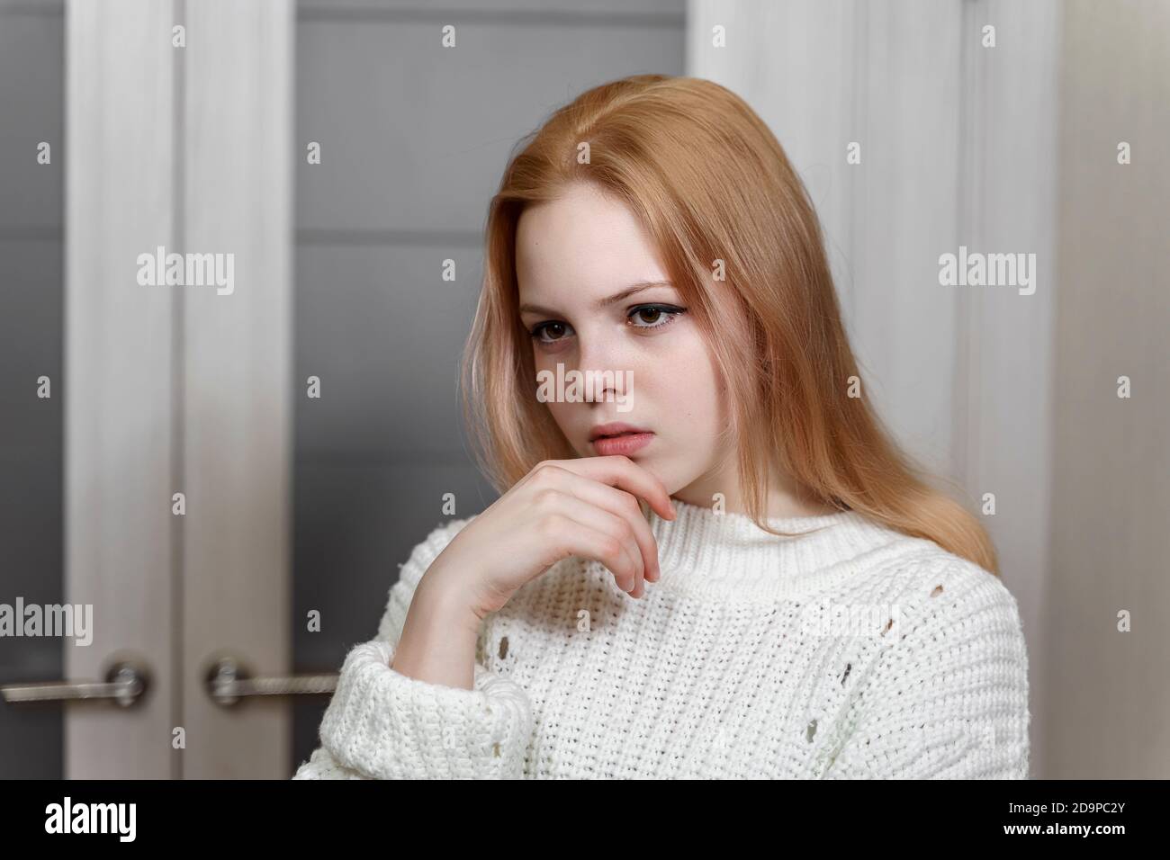 16 year old caucasian female hi-res stock photography and images - Alamy
