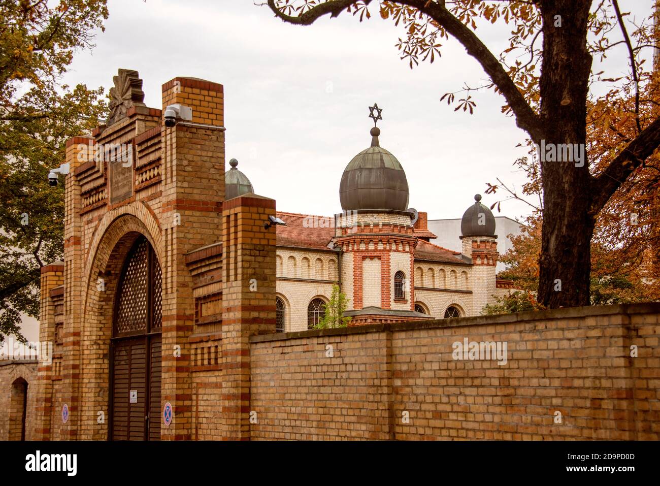 Synagogue jewish structure hi-res stock photography and images - Alamy