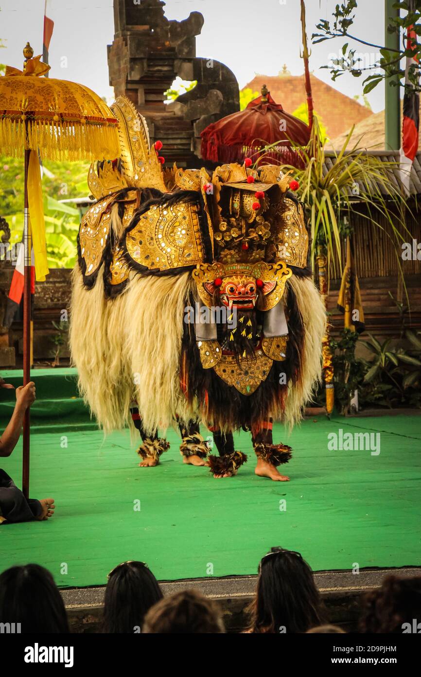 Balinese Traditional Barong Dance. In traditional Barong dance ...