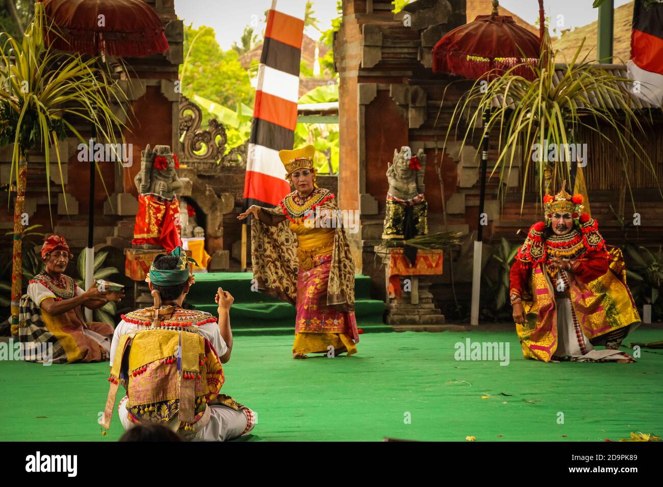 Balinese Traditional Barong Dance. In traditional Barong dance ...