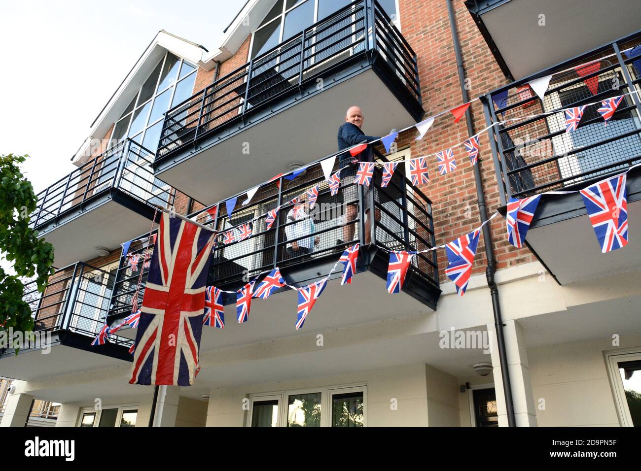 Celebrating the 75th anniversary of ve day hi-res stock photography and ...