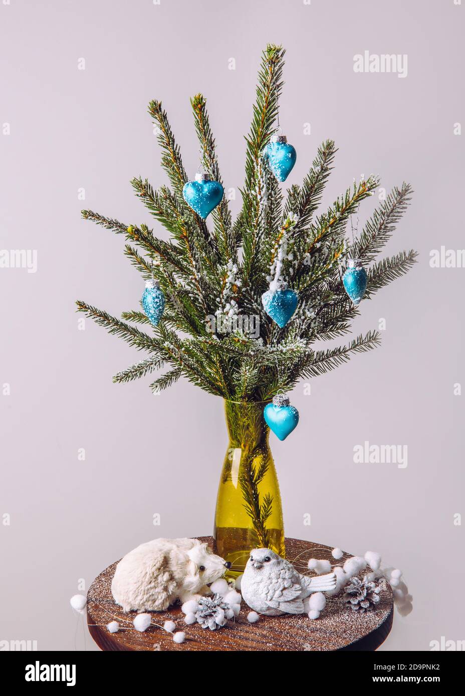 Fir tree crafts hi-res stock photography and images - Alamy