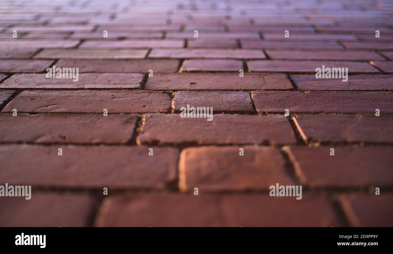 Red Brickwall - side of house - brickwall texture - brickwall ...