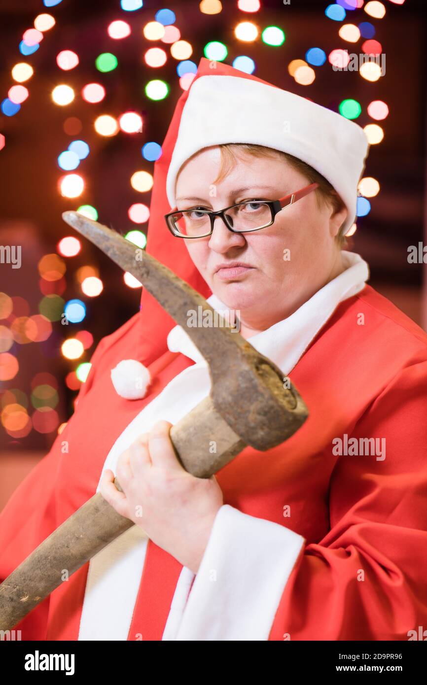 Giving hammer hi-res stock photography and images - Alamy