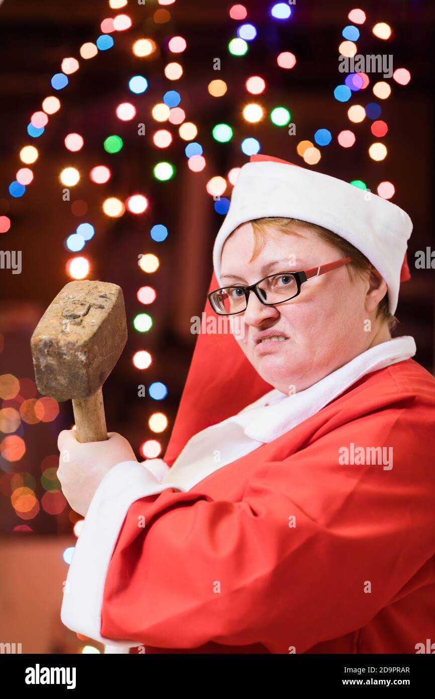 Giving hammer hi-res stock photography and images - Alamy