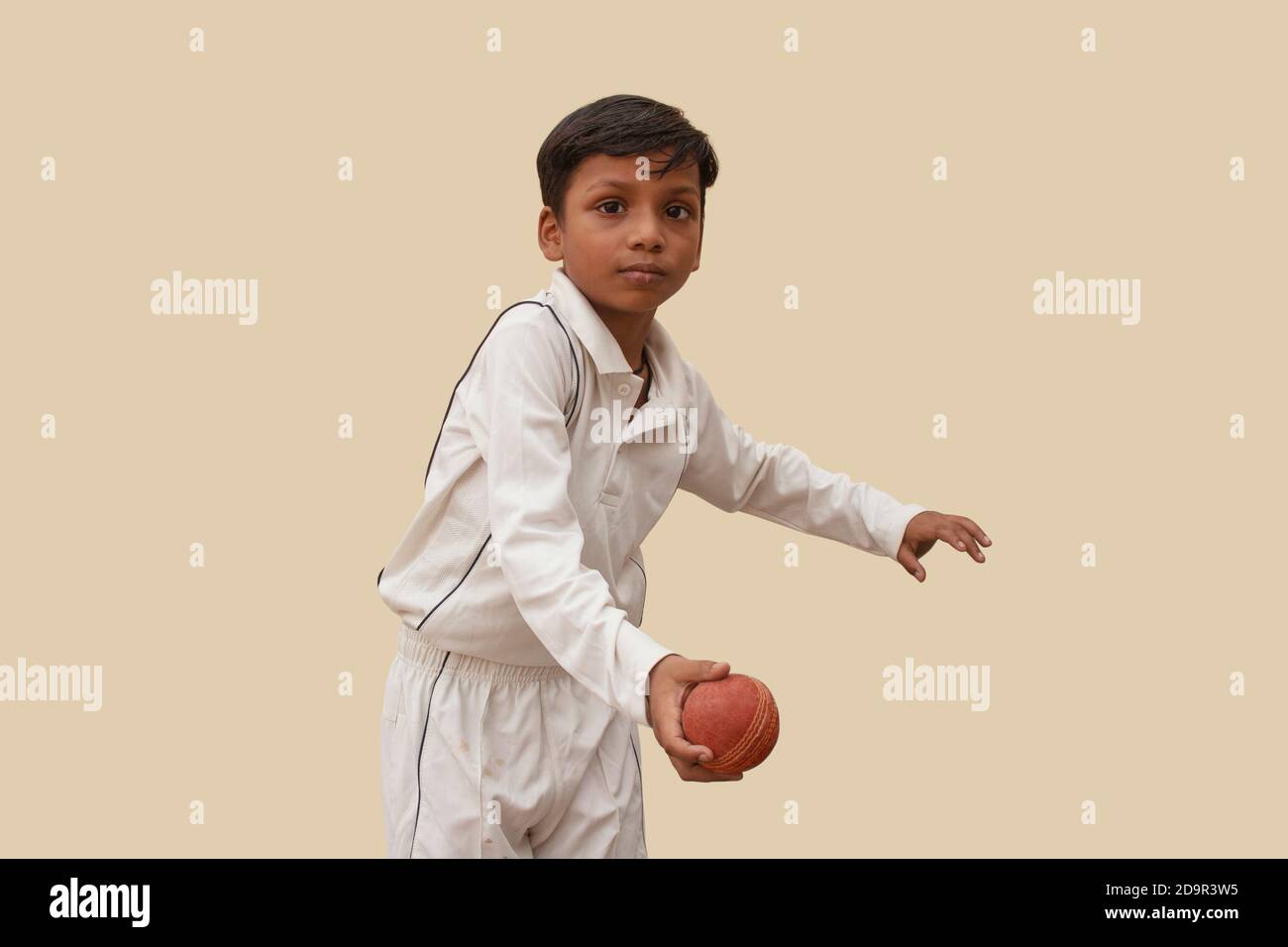 Cricket bowler kids hi-res stock photography and images - Alamy