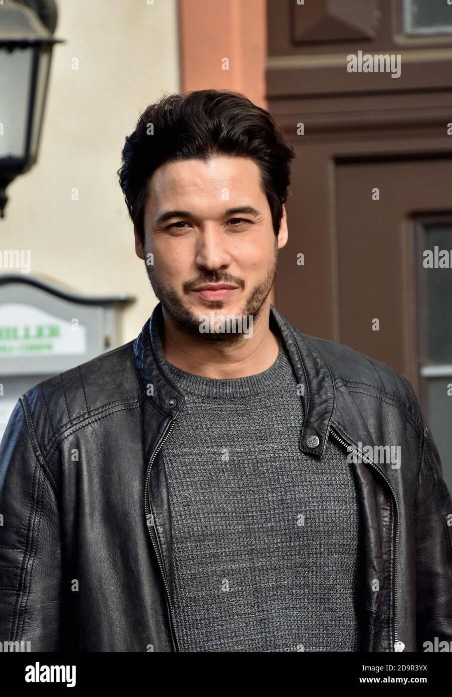 Cologne, Germany. 04th Nov, 2020. The actor Alexander Milo poses in the ...
