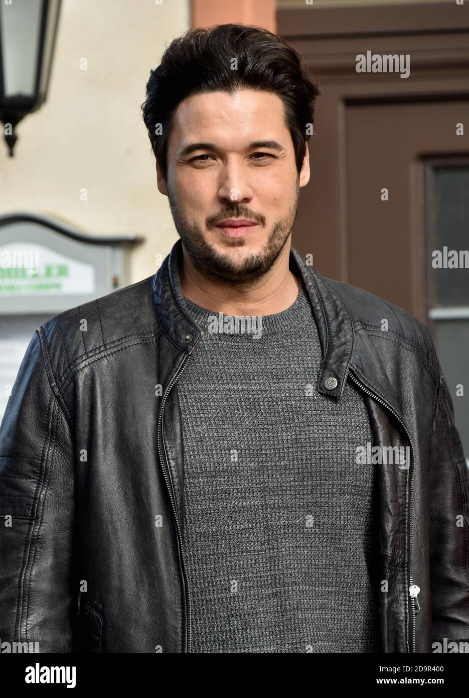 Cologne, Germany. 04th Nov, 2020. The actor Alexander Milo poses in the ...