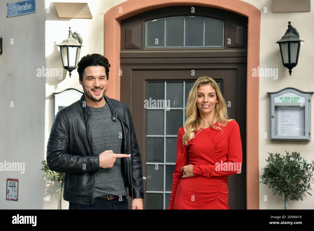 Cologne, Germany. 04th Nov, 2020. The actors Alexander Milo and Isabel ...