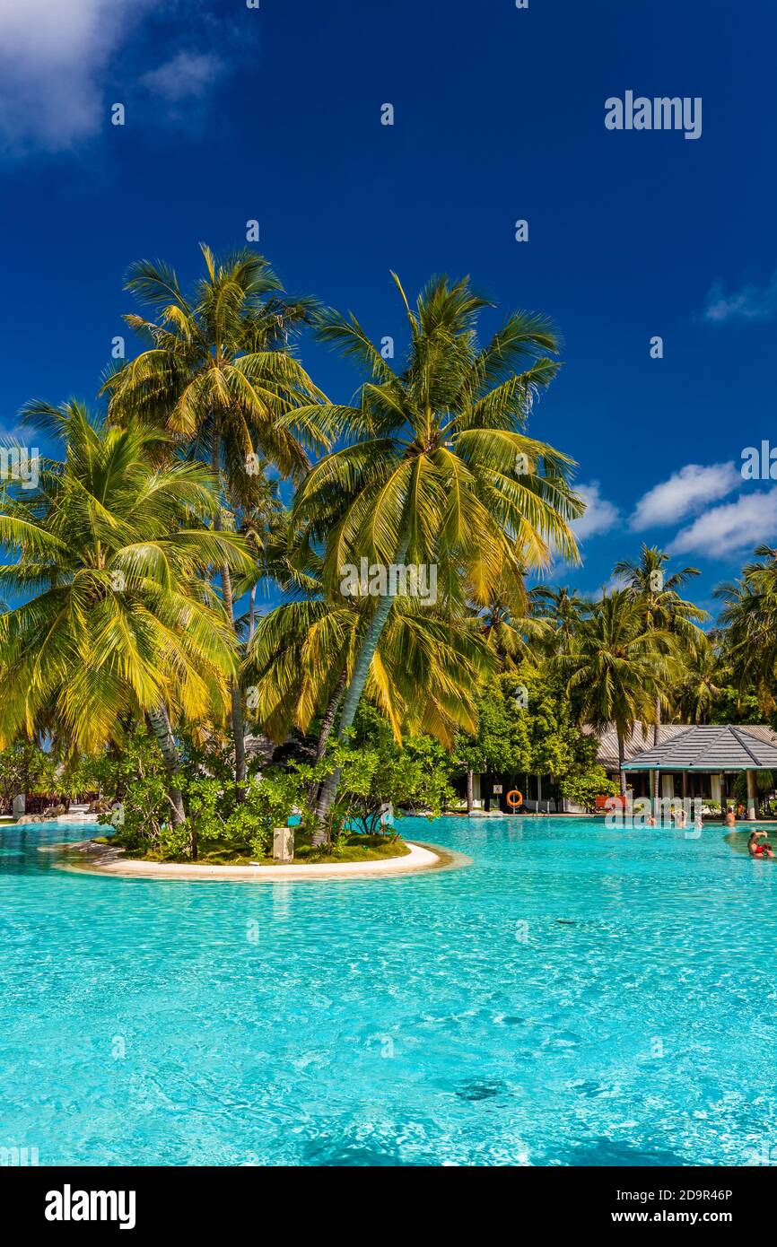 Beautiful summer beach paradise with sandy beach and villas and lagoon ...