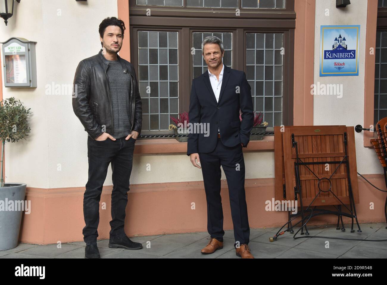 Cologne, Germany. 04th Nov, 2020. The actors Alexander Milo and Jens ...