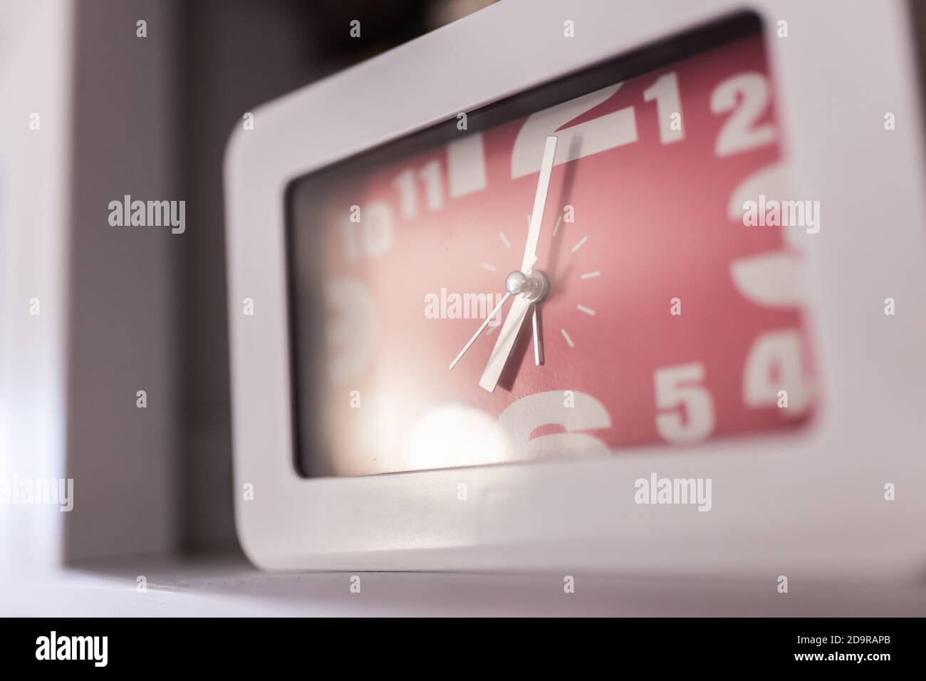 7 oclock hi-res stock photography and images - Alamy