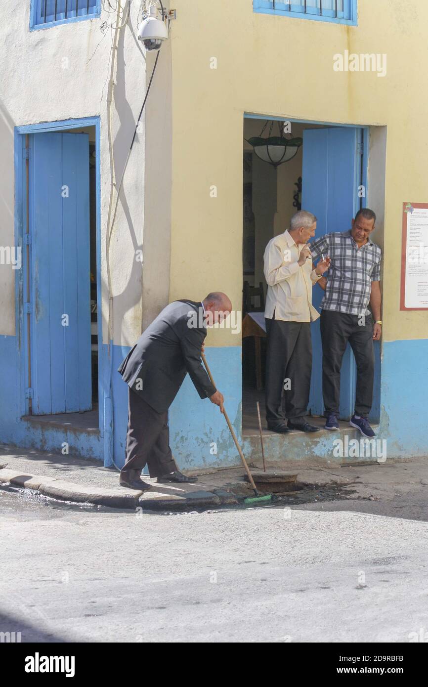 Cuba people places hi-res stock photography and images - Alamy