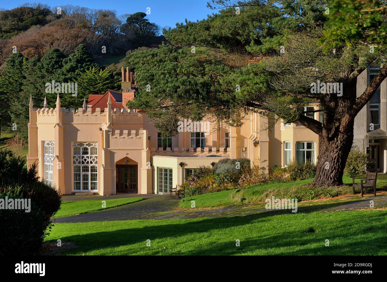Lee Abbey, Lee Bay, Lynton, Devonshire, UK Stock Photo - Alamy