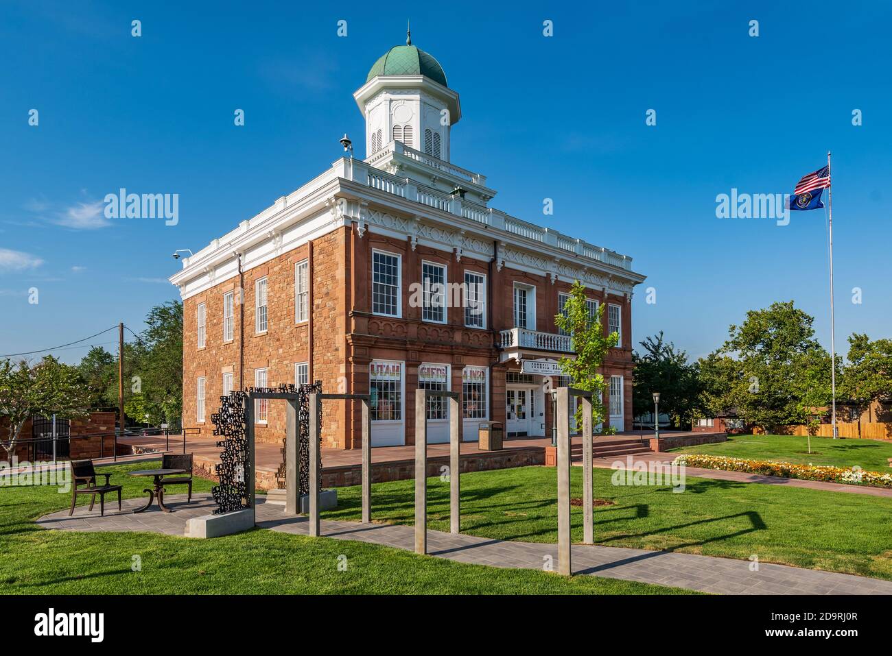 Old council hall hi-res stock photography and images - Alamy