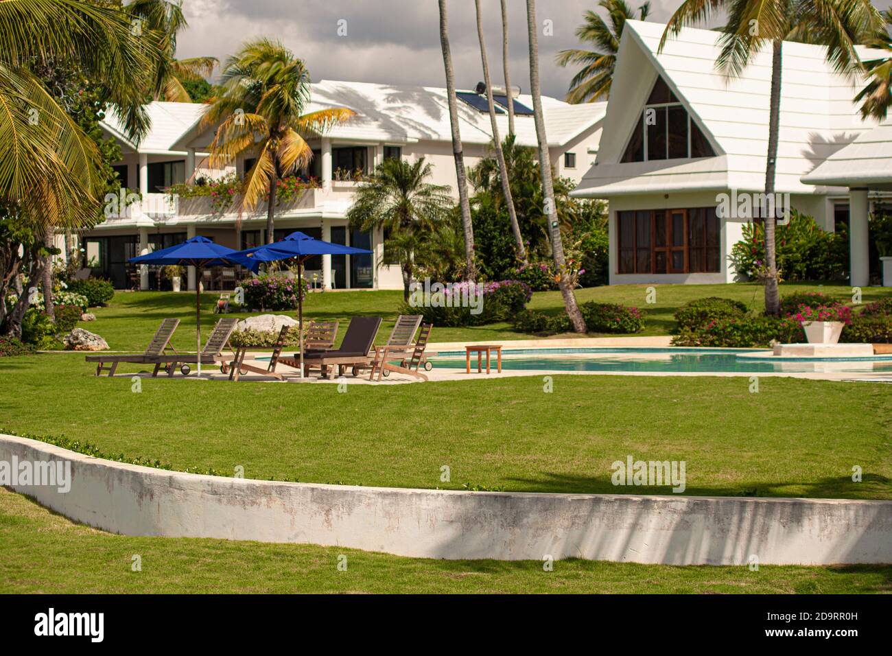 Dominican republic house home building hi-res stock photography and ...