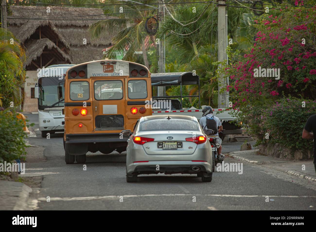 Dominican bus hi-res stock photography and images - Alamy