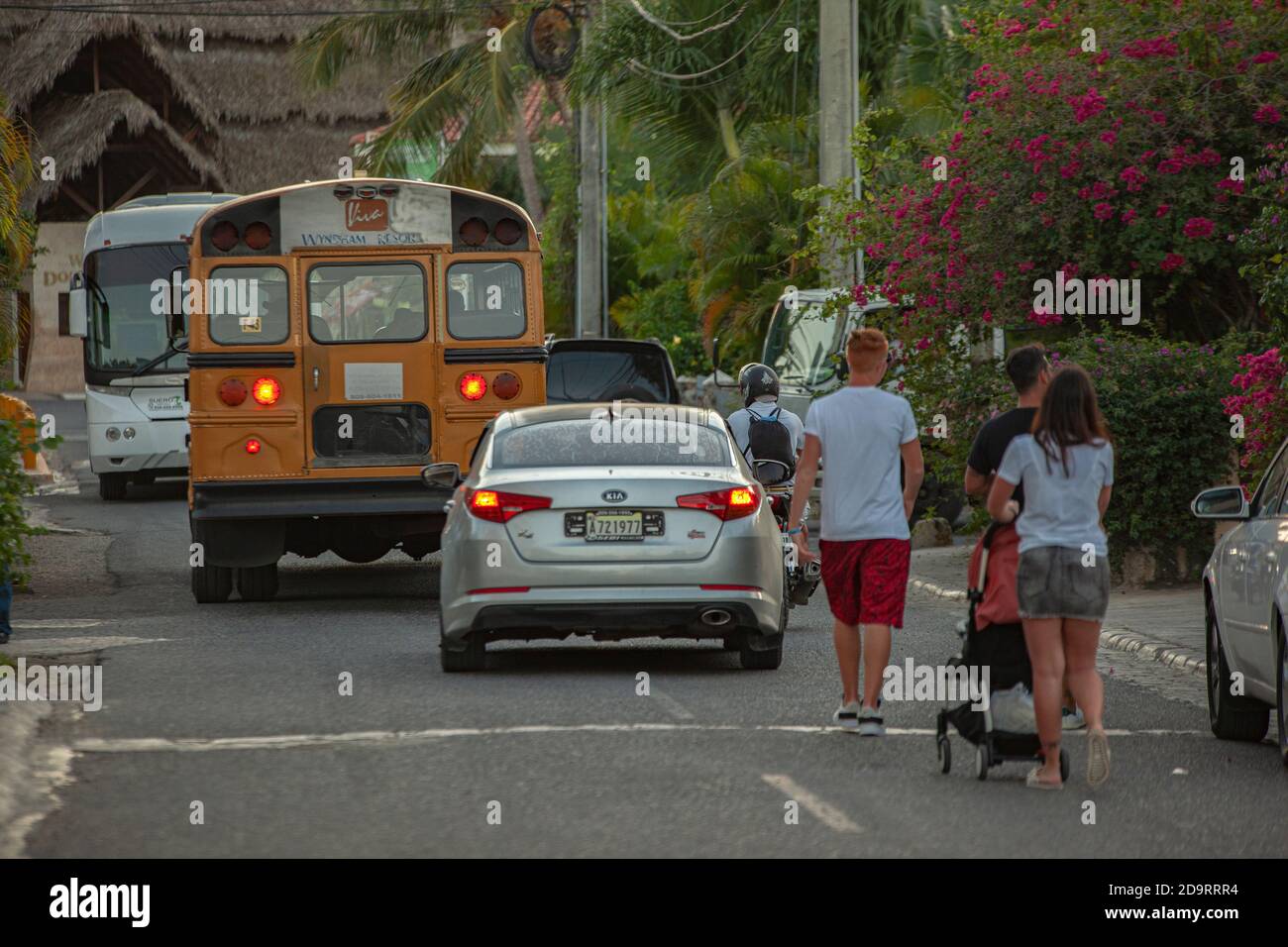 Dominican bus hi-res stock photography and images - Alamy