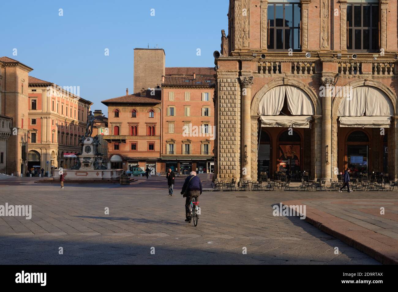 Quadrilateral tower hi-res stock photography and images - Alamy