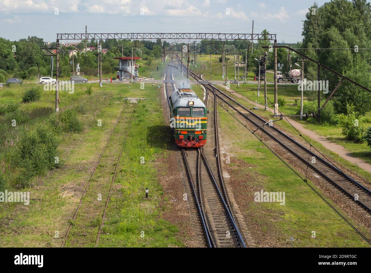 Subway train rides on rails hi-res stock photography and images - Alamy