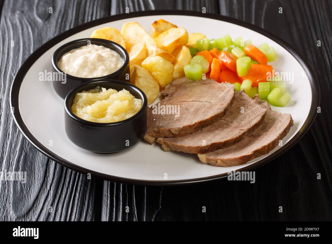 Boiled beef hi-res stock photography and images - Alamy