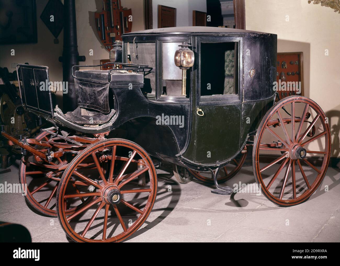 Prim related general hi-res stock photography and images - Alamy