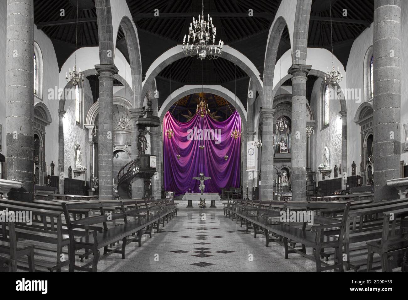 Grayscale shot of a cathedral hall with arches Stock Photo - Alamy