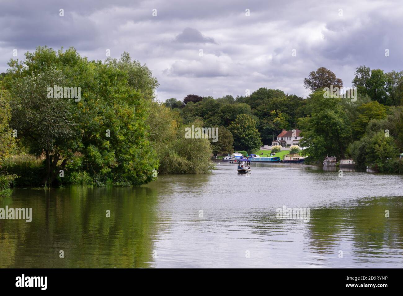 Wallingford bridge river thames hi-res stock photography and images - Alamy