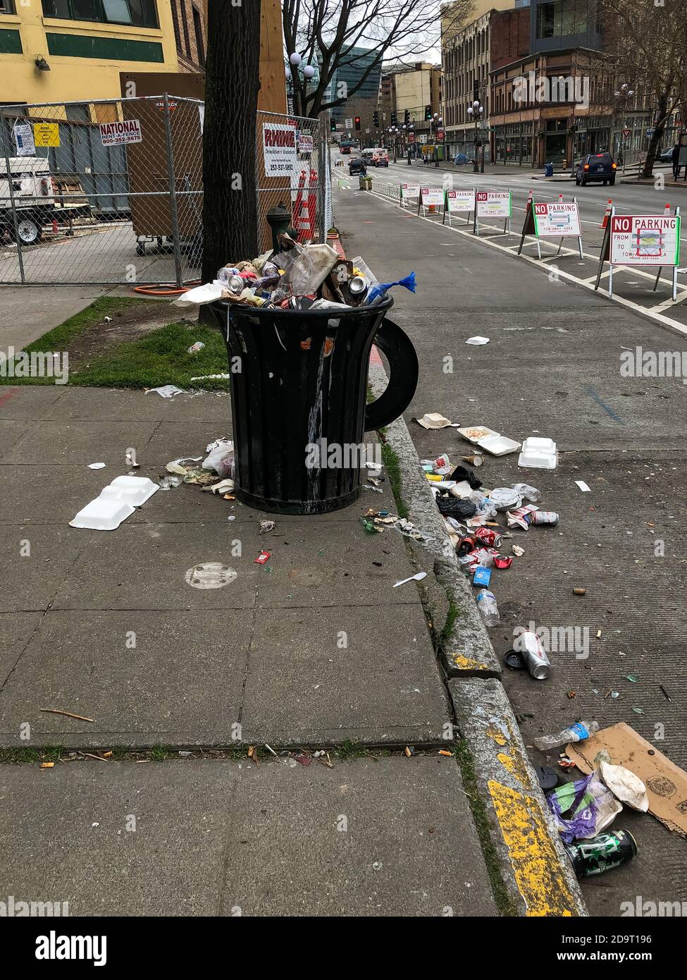 Trashm stay at home order hi-res stock photography and images - Alamy