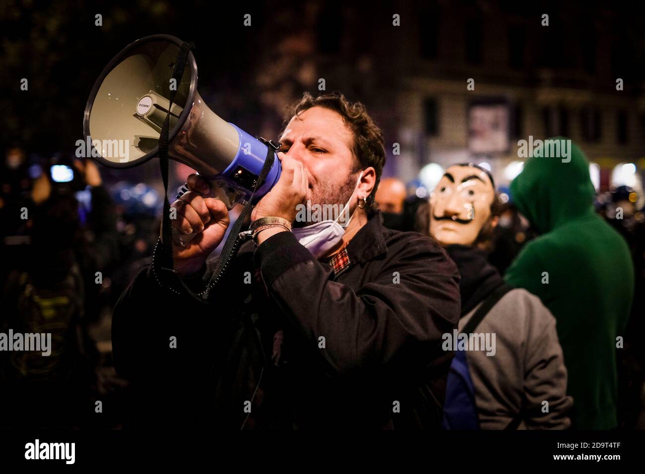 Rome, Rome, Italy. 7th Nov, 2020. A protester during the protest at ...