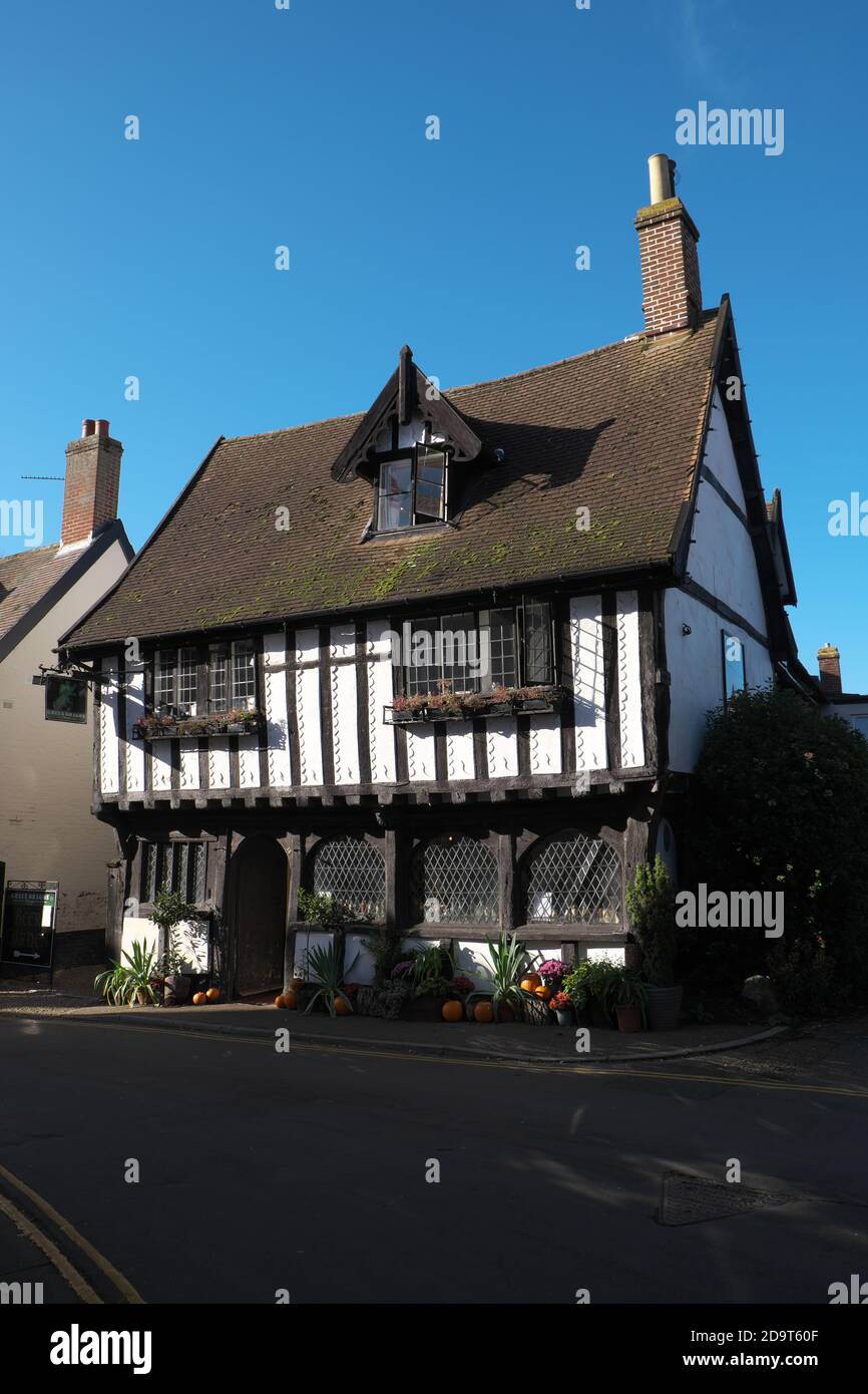 Green Dragon Public House High Resolution Stock Photography and Images ...