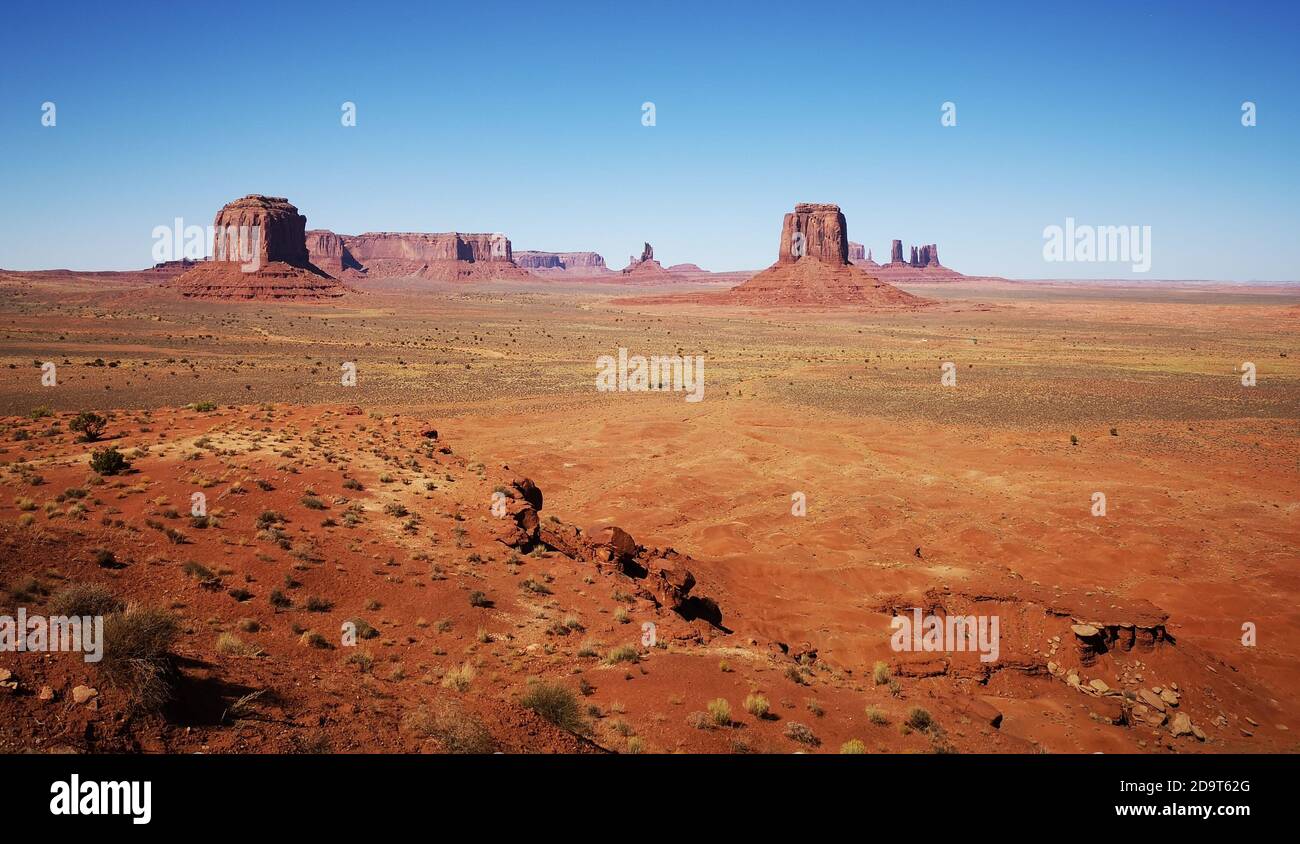 Classic view of famous Monument Valley, Arizona, USA Stock Photo - Alamy